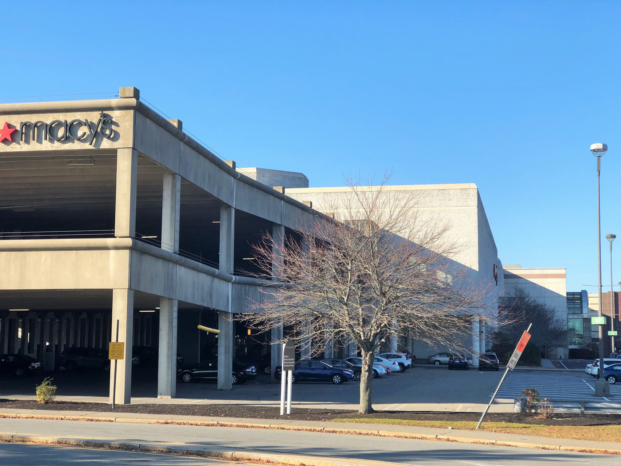 Fire Department temporarily closes mall due to water leak – North Star ...